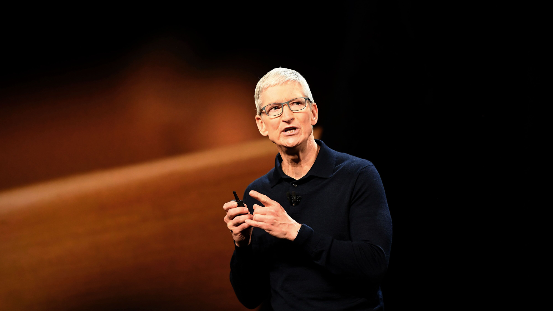 Apple’s AI Chief Struggles With Turf Wars as New Era Begins — The ...