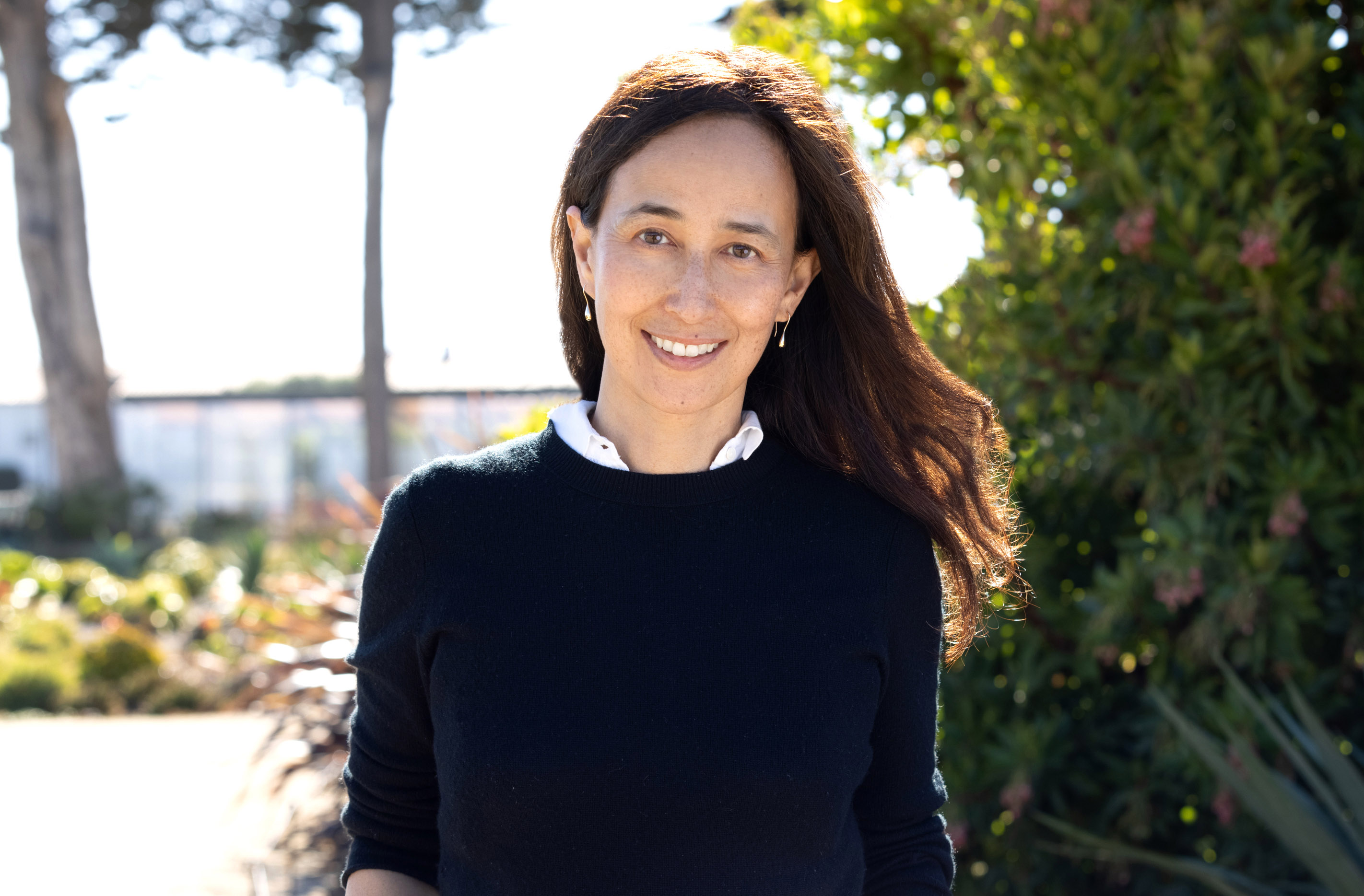 Bling It On: An AI Startup Turns Shoppers Into Jewelry Designers — The ...