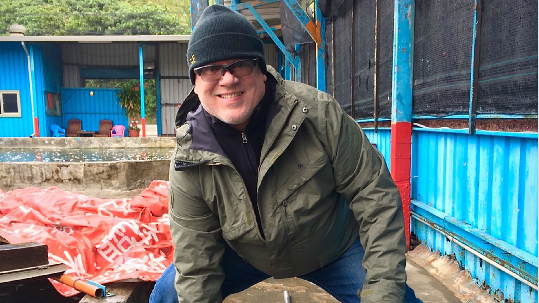 The ‘Old Dogs’ Who Build Apple Products — The Information